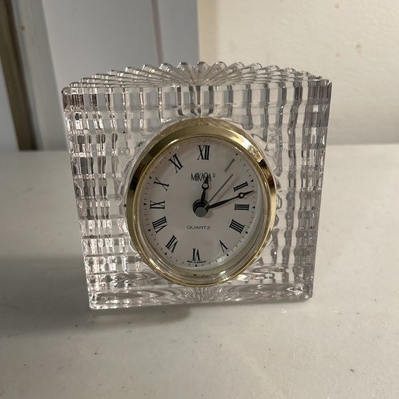 Mikasa | Accents | Mikasa Lead Crystal Quartz Mantle Clock | Poshmark